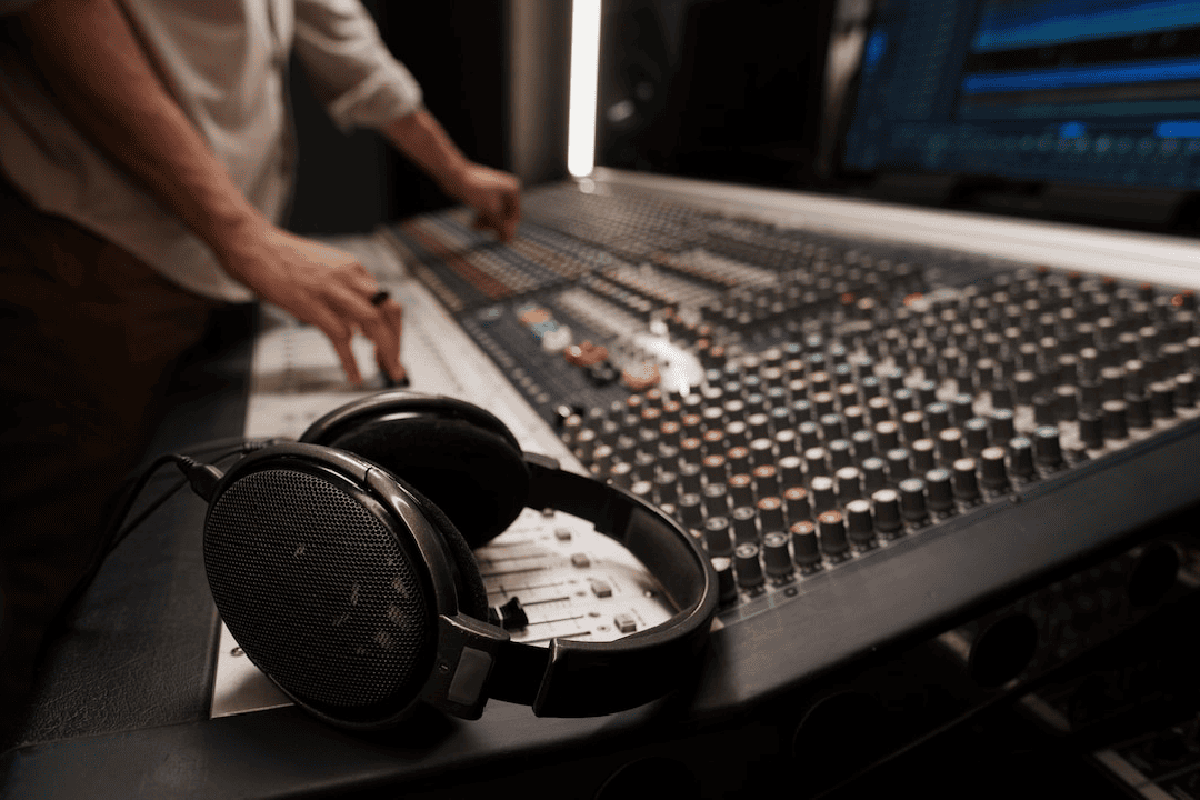 Sound Design: Everything You Need To Know - NFI
